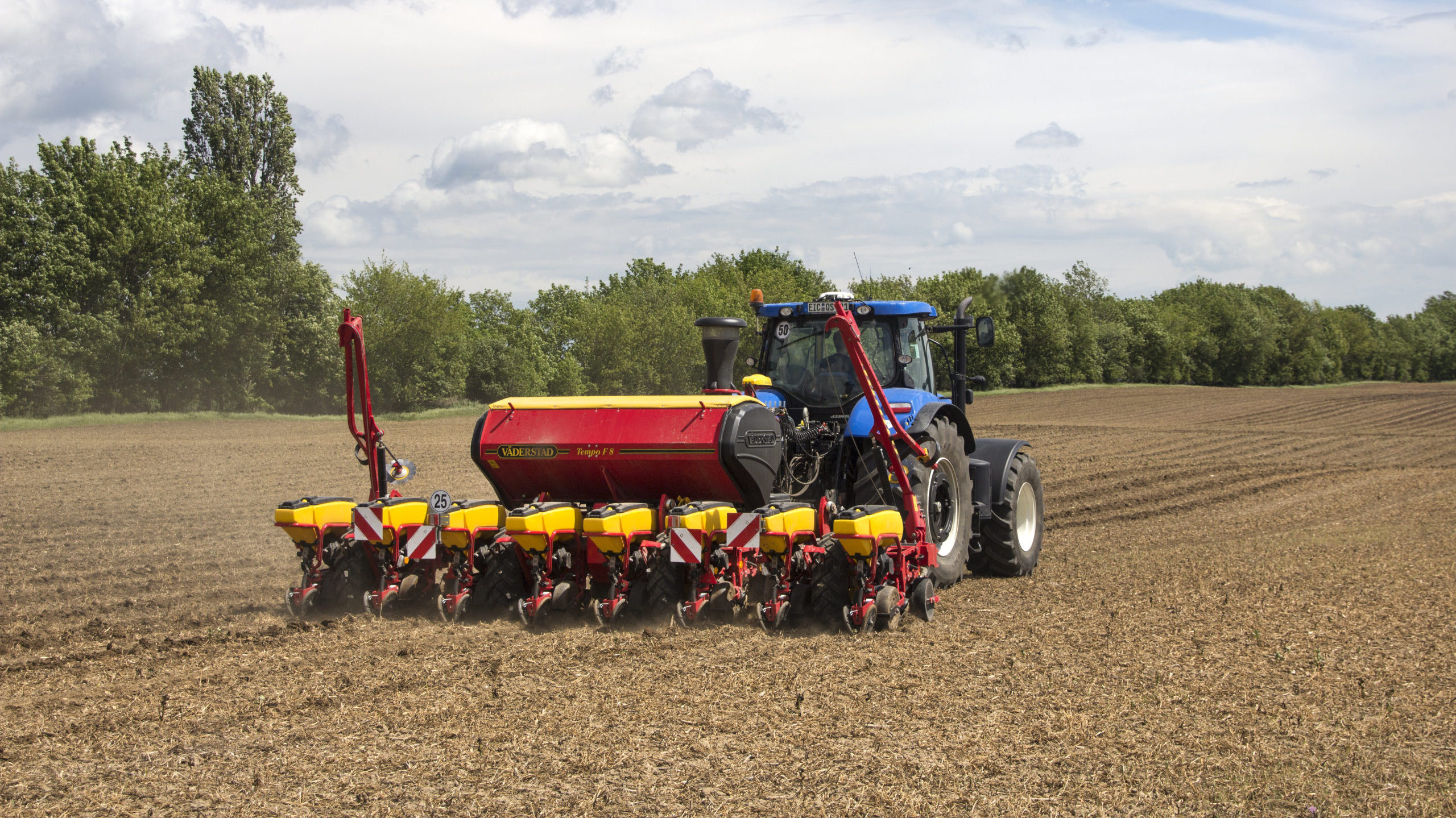 Vaderstad Planters - T H WHITE Agriculture