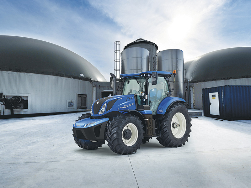 WORLD’S FIRST PRODUCTION METHANE POWERED TRACTOR - T H WHITE Agriculture